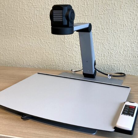 Portable Video Magnifiers - Screen, computer, tablet - KOBA Vision